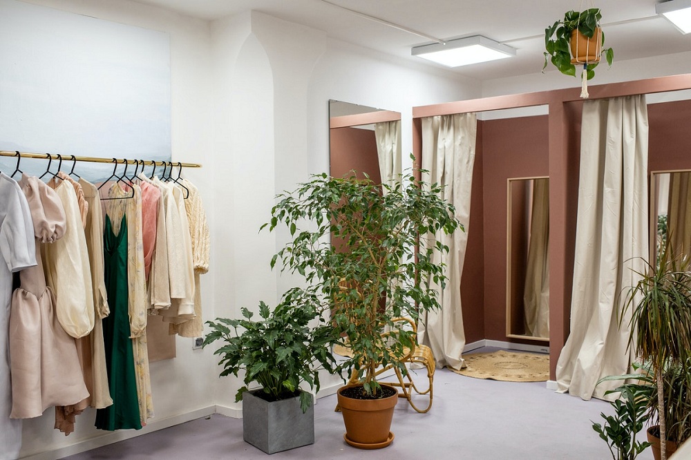 6 Common Fitting Room Mistakes Most Girls Make
